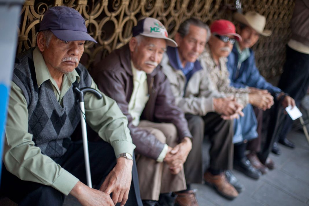 La población de la tercera edad se incrementará en los próximos años ...