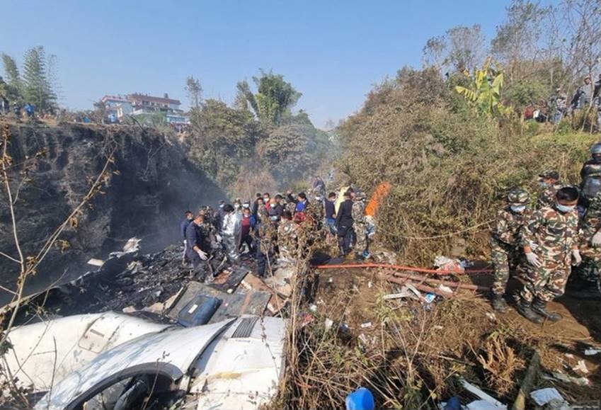 VIDEO: Graban el momento exacto del ACCIDENTE AÉREO de NEPAL | Punto ...