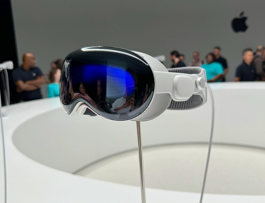 APPLE destapa el GADGET más esperado de la empresa: el Apple Vision Pro ...